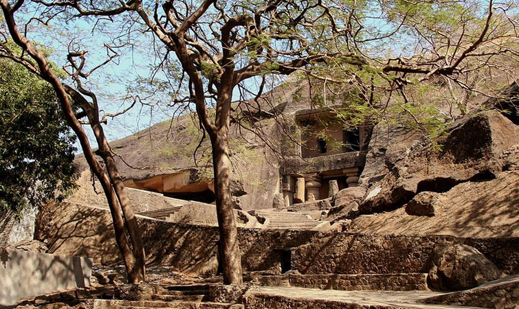 15 Big Caves of India: Tour My India