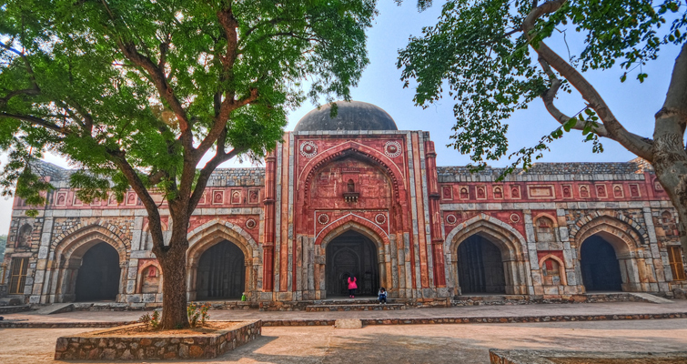 Top 12 Popular Mosques of India: Tour My India
