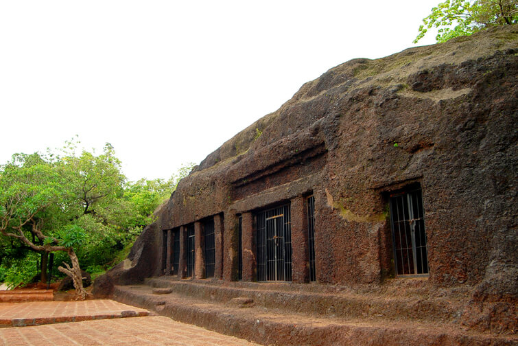 17 Best Places to Visit in Pachmarhi | Tourist Attractions Pachmarhi
