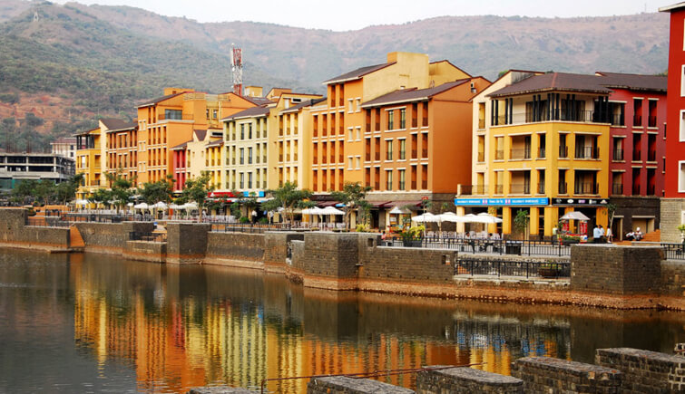 15 Best Places to Visit While Holidaying in Maharashtra