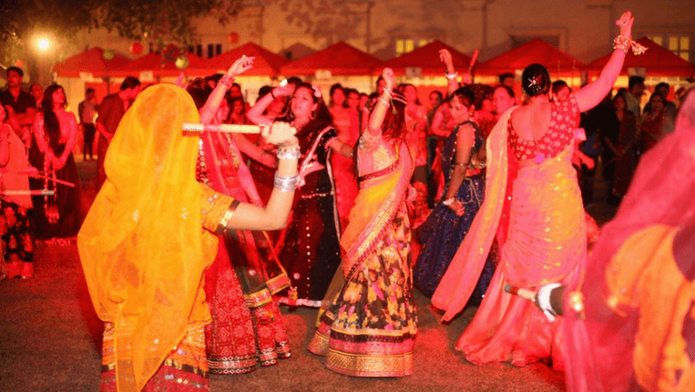 10 Places in Gujarat for Ultimate Navratri Celebrations & Dandiya Nights