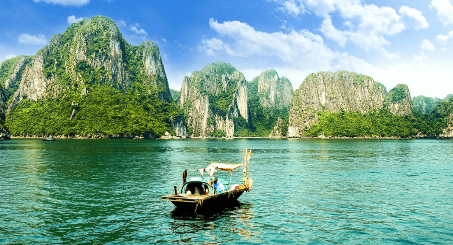 10 Best Holiday Destinations from India to Plan a Short Vacation