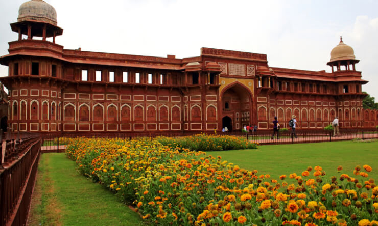 Top 48 Monuments in India that Reflect Rich Culture & Heritage