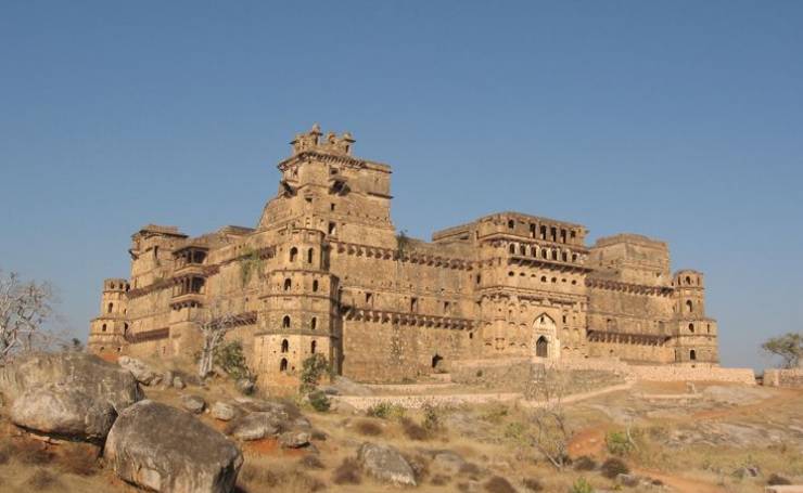 40 Best Places to Visit in Madhya Pradesh | Tour My India