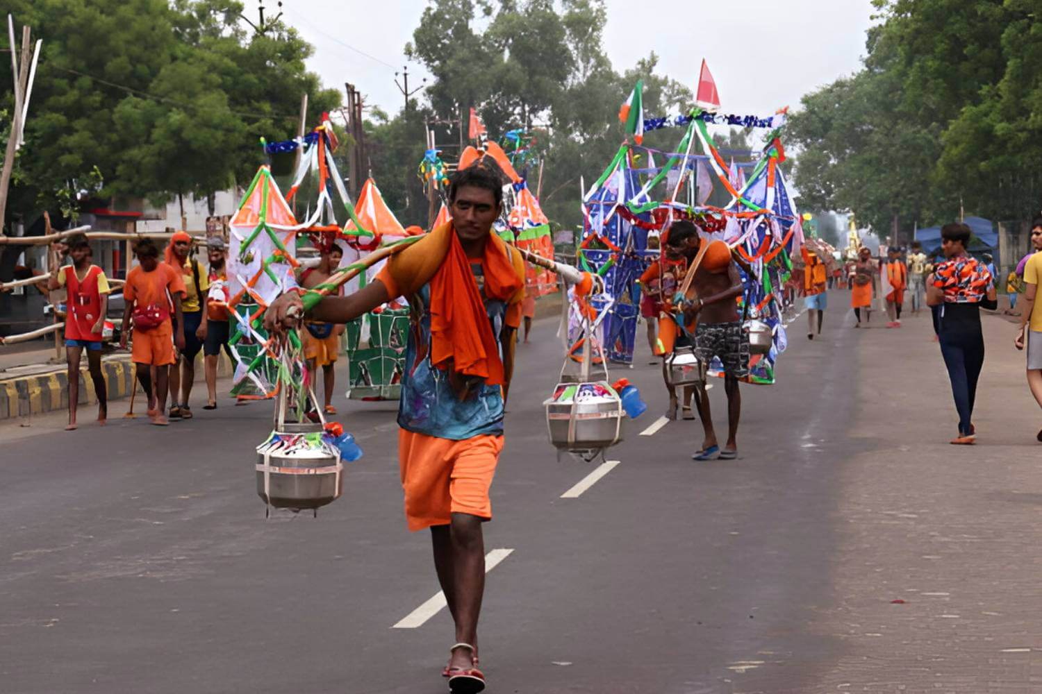 Kanwar Yatra 2025: History, Rituals, Routes & Dates | Tour My India