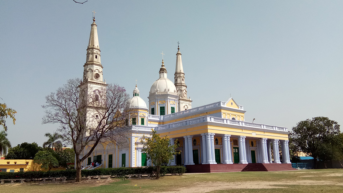 Church of Sardhana | History & Visiting Time | Sardhana Tourism UP