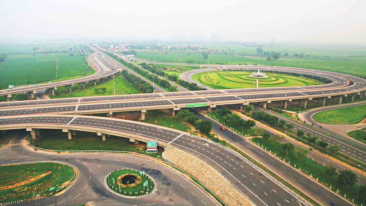 How to Reach Uttar Pradesh by Road, Train & Flight | UP Travel Information
