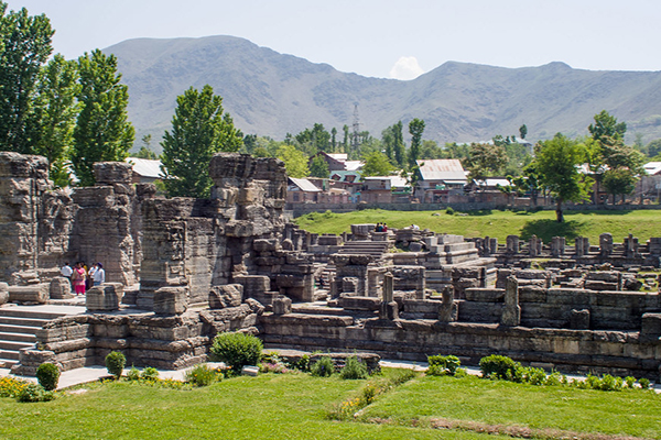 Popular Heritage Places, Forts & Monuments in Jammu & Kashmir | Tourism